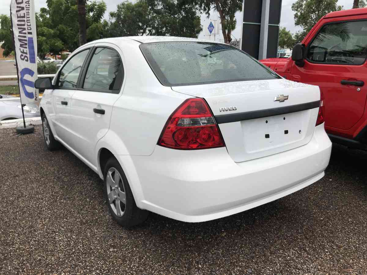 Aveo - 2016 - $135000